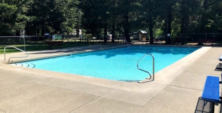 RV Park, Sites, Camping Chemainus, Duncan - Country Maples